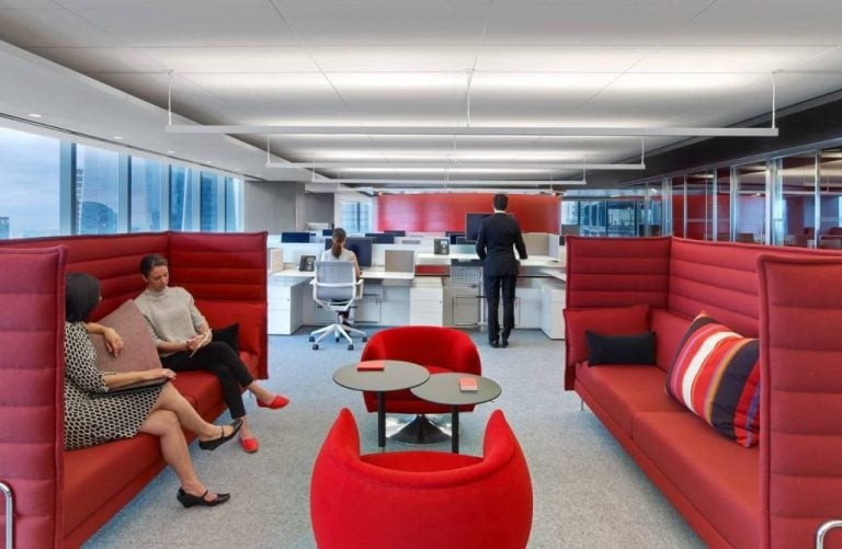 How to Start a Cleaning Business (10 steps)